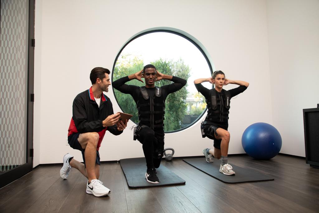 Studio 12｜Club de coaching sportif par électrostimulation à Toulouse